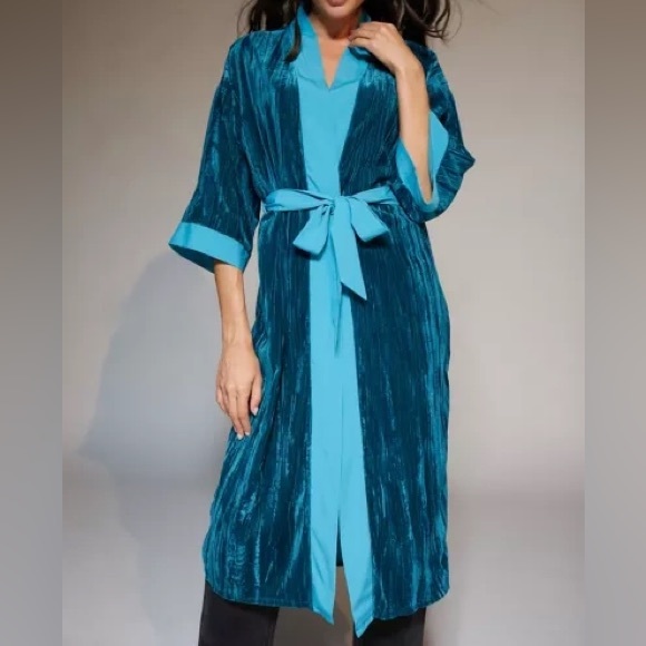 Urban Outfitters | Intimates & Sleepwear | Urban Outfitters Teal Robe ...